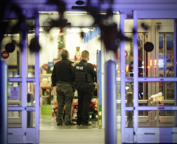 Shooting That Wounded Four in Ohio Is Second at a Walmart in 24 Hours ...